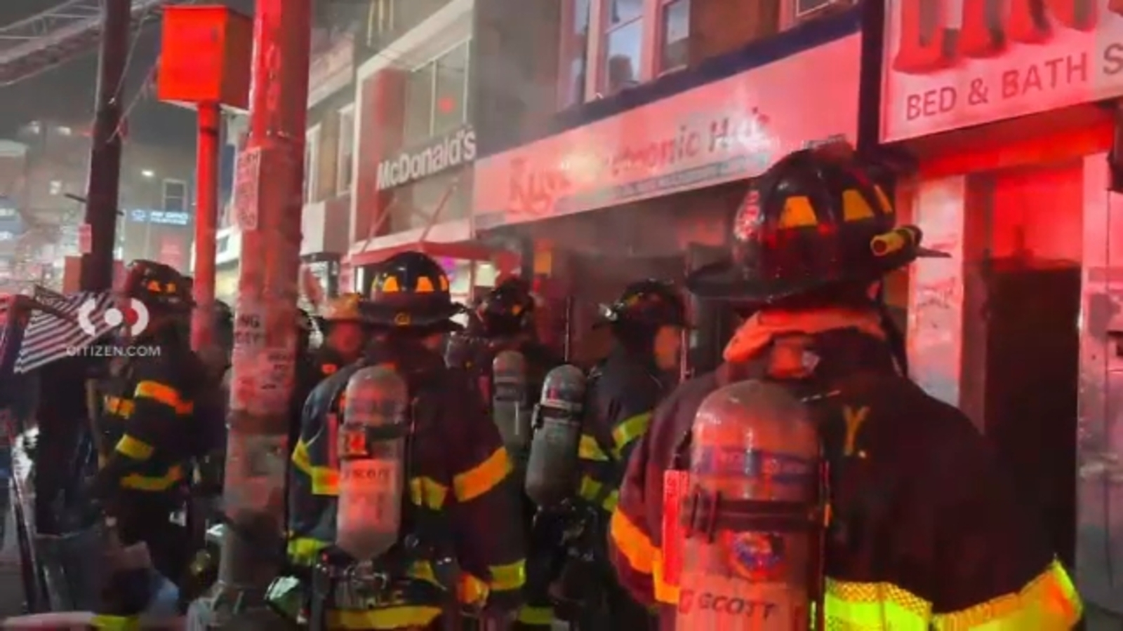 Firefighter injured battling flames in South Ozone Park, Queens - ABC7 ...