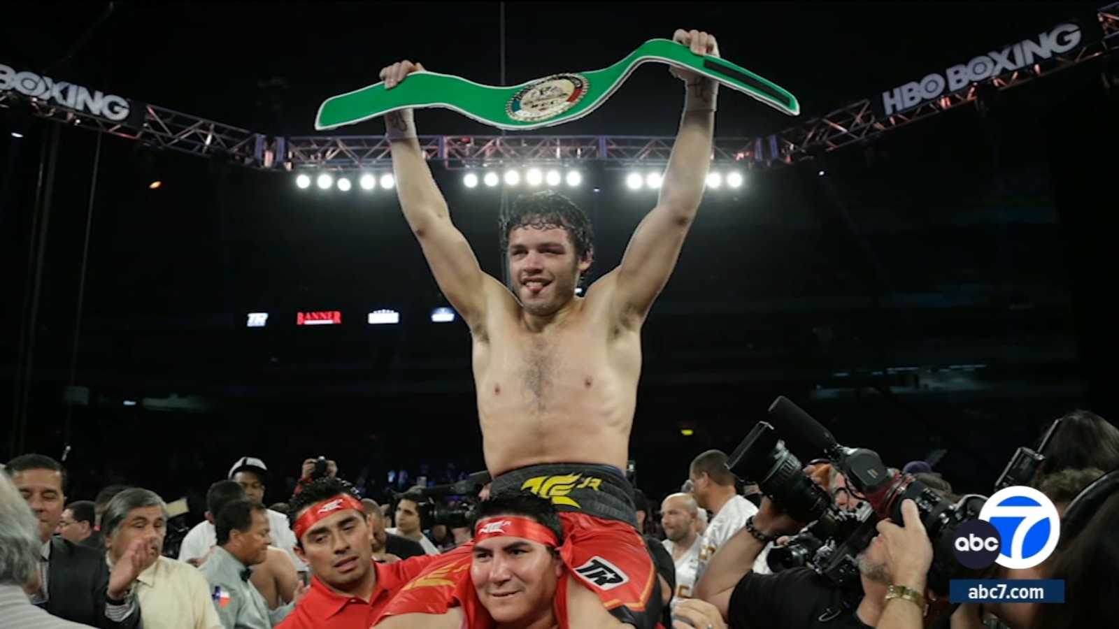 Julio César Chávez Jr. arrested in Sherman Oaks; boxing champ accused ...