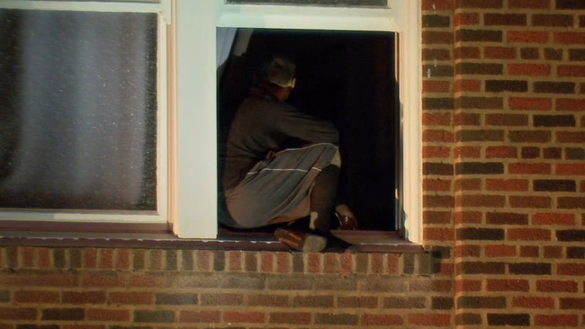 No charges for METRORail stabbing suspect Shawn Roe after standoff ...