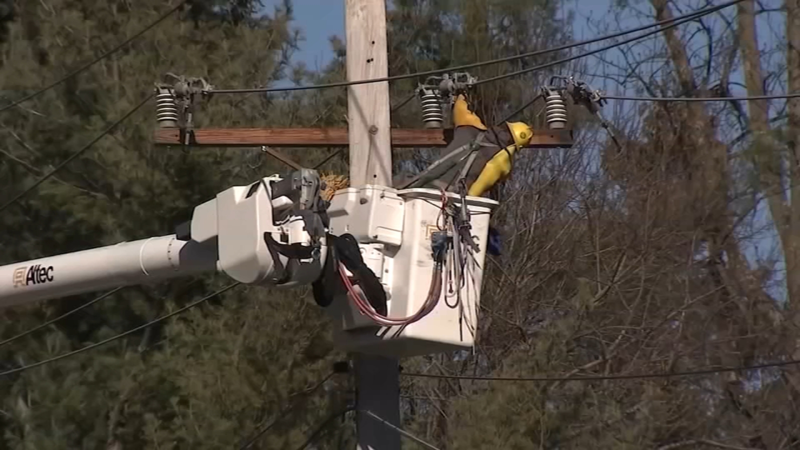 Utility crews working to restore power before next storm hits Philadelphia region - 6abc ...