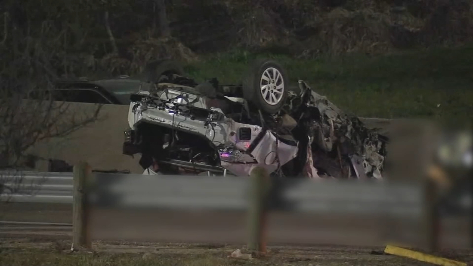 Double fatal chase crash: 2 killed, 2 passengers hurt in rollover crash ...