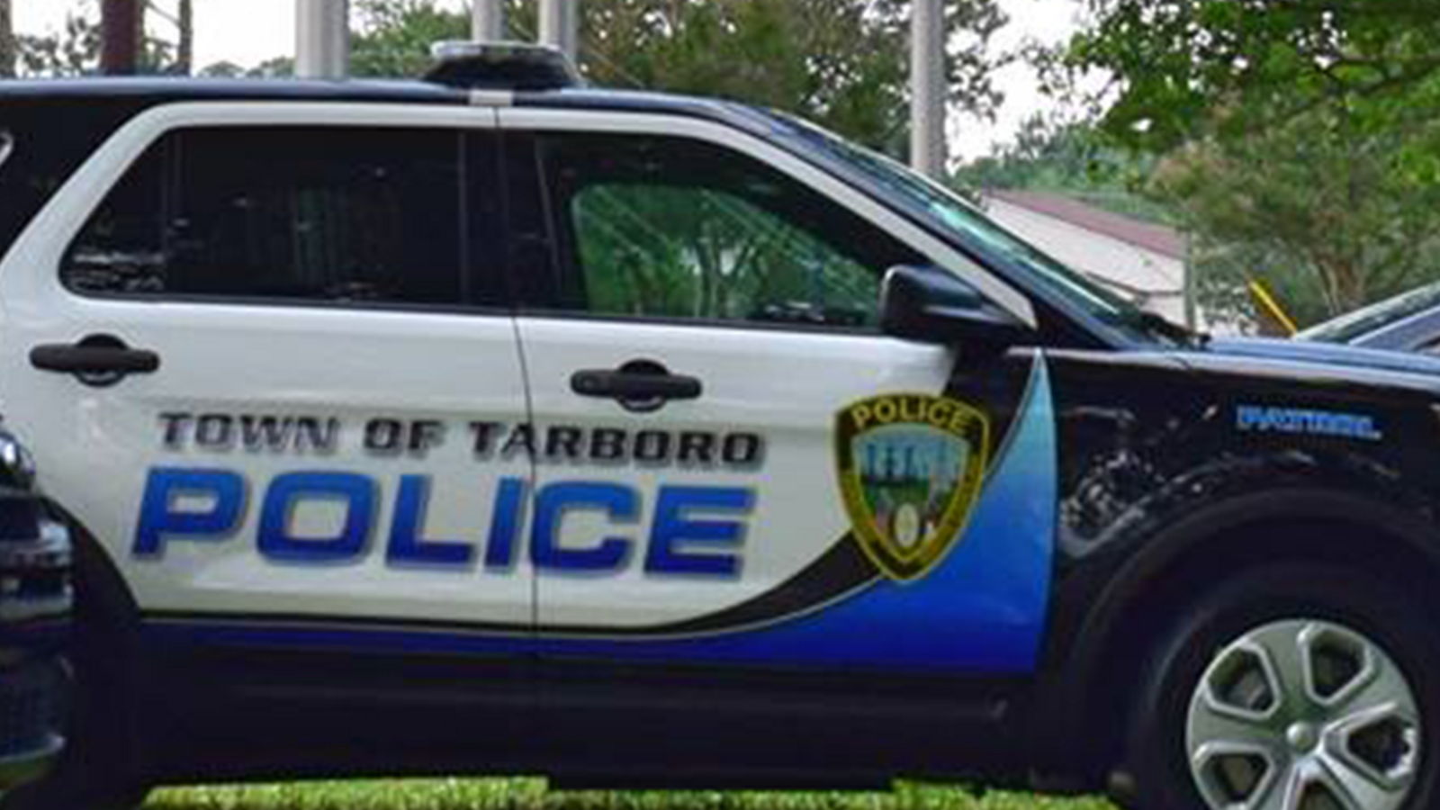 Pest control worker arrested, charged with statutory rape of a child in ...