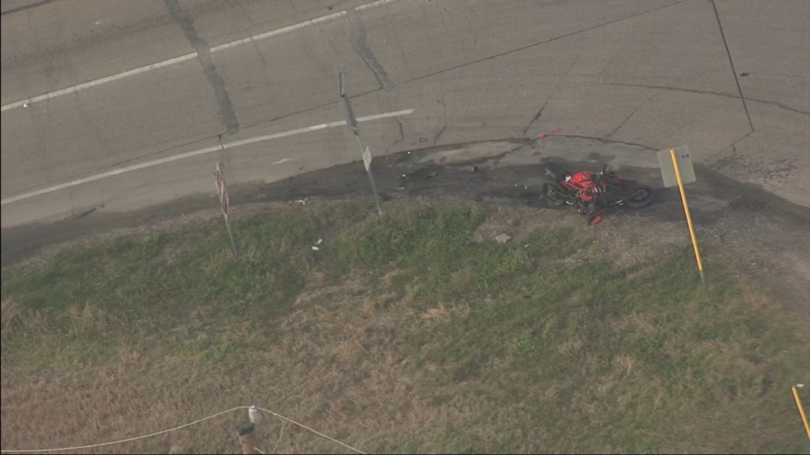 Traffic alert: Eastbound feeder road of Crosby Freeway shut down after ...