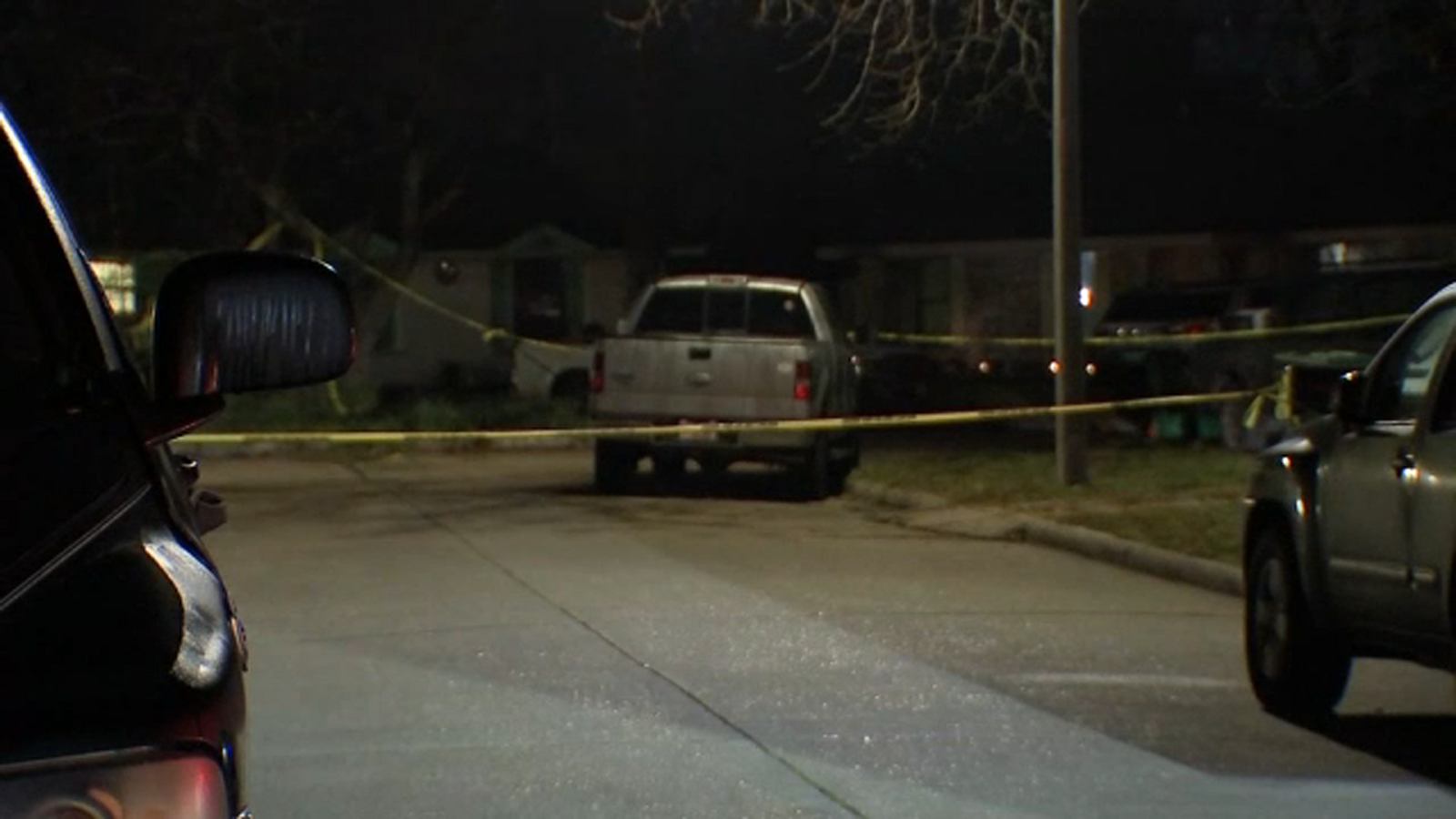 Deadly shooting: HPD investigating after man killed outside home on ... Deadly shooting: HPD investigating after man killed outside home on ...