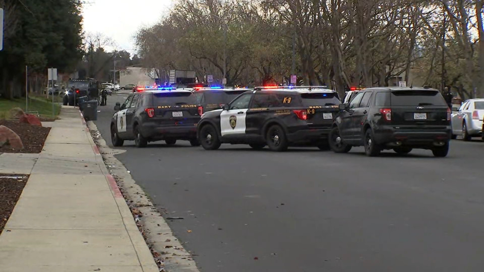 Alameda County sheriff's deputy shot while serving eviction in Union ...