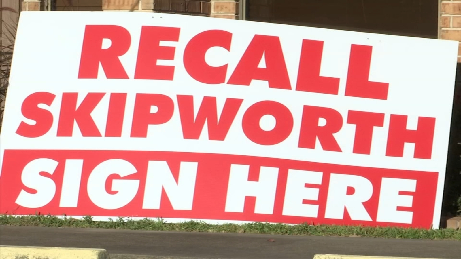 Dickinson mayor recall fight: Despite hundreds of signatures, attorneys ...