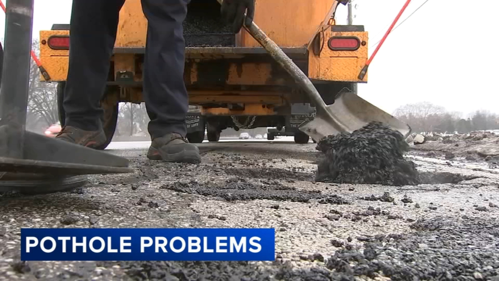 Chicago potholes: Winter freeze-thaw season leads to streets causing ...
