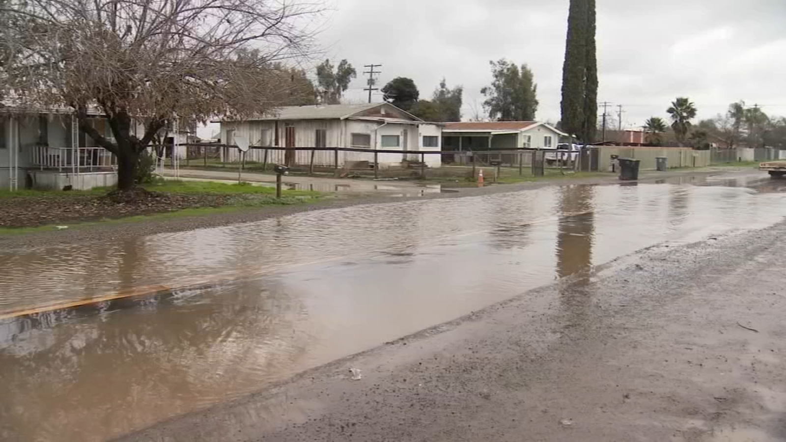 Tulare County gets $1M for rural road repairs, check presented by State ...