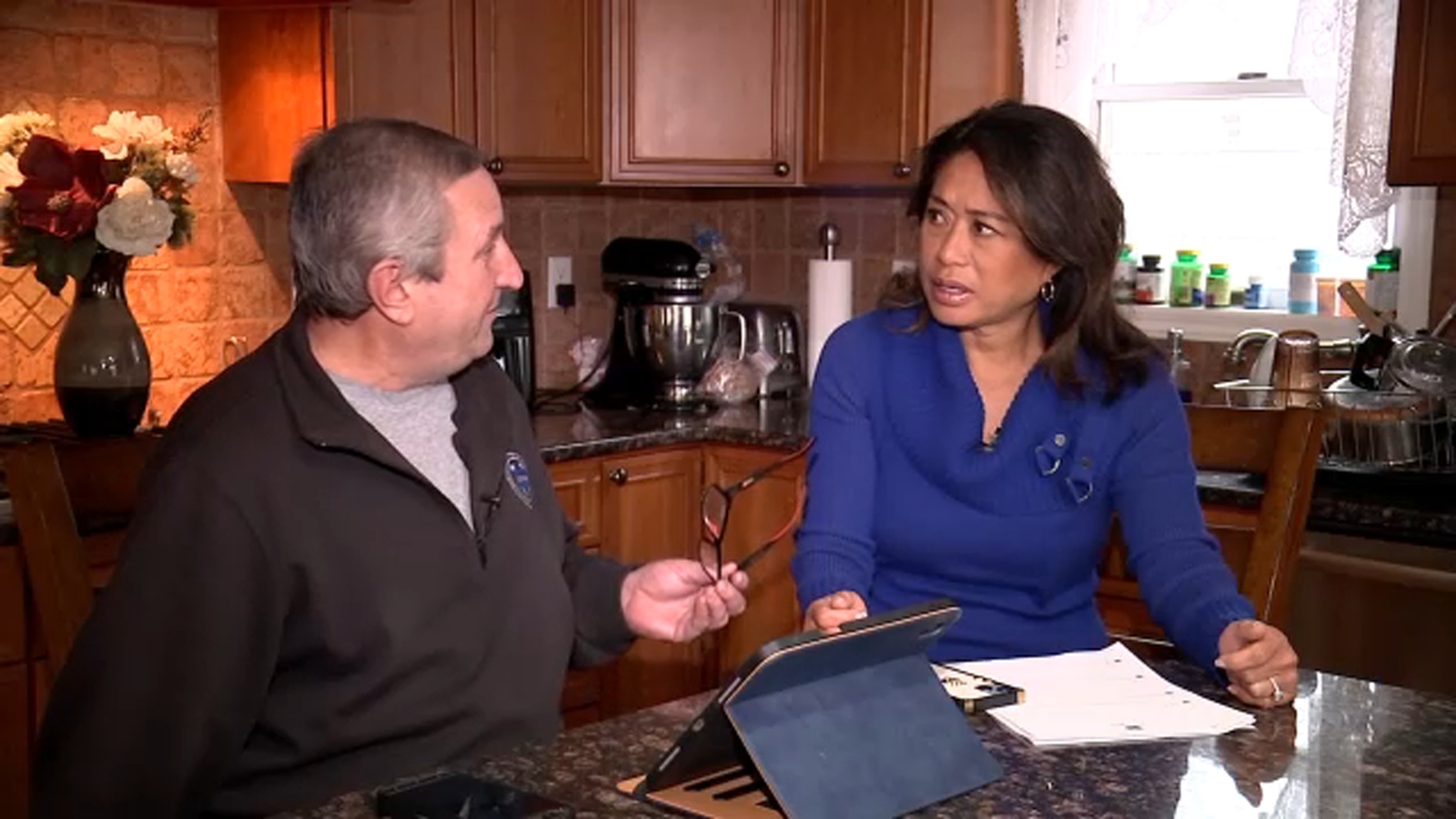 Hackers take over man's Facebook page, scam his friends | 7 On Your ...