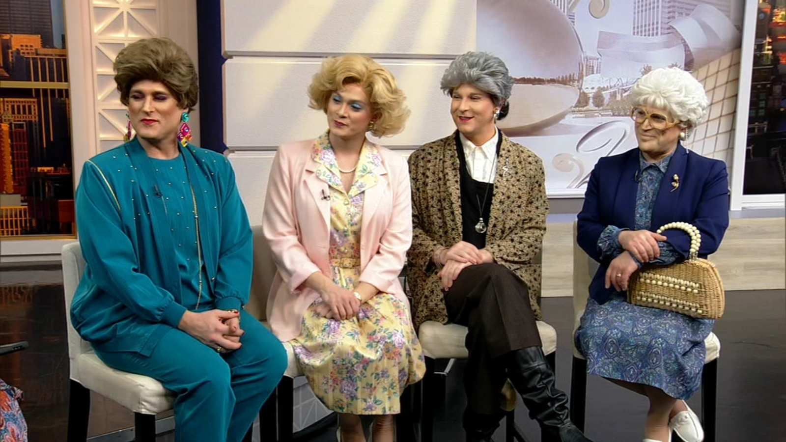 'Golden Girls' play Chicago: Show featuring beloved characters in drag ...
