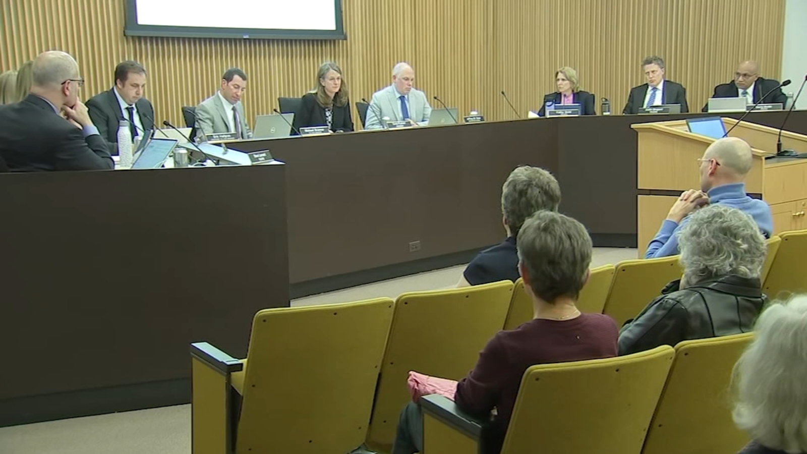 Residents outraged after Wilmette, IL trustees approve deal with ...