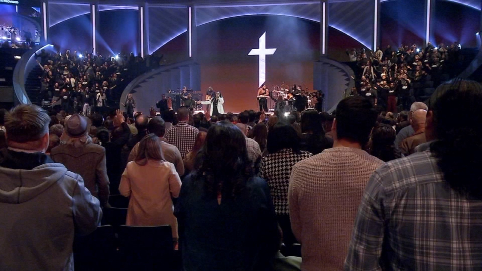 Lakewood Church Pastor Joel Osteen resumes Sunday services 1 week after ...