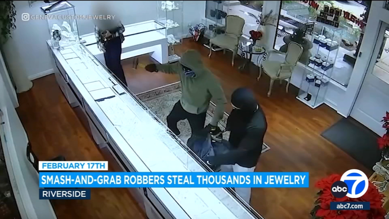 Riverside jewelry store owner chases off smash-and-grab robbers with ...