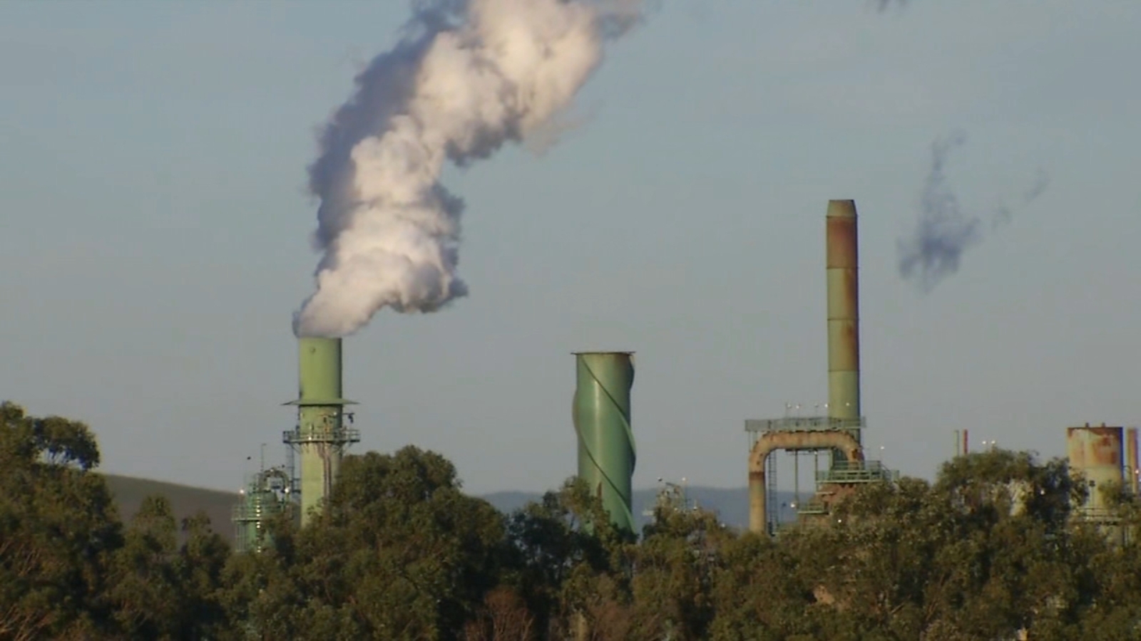 Chemicals released into the air in Benicia causes foul odor after unit ...