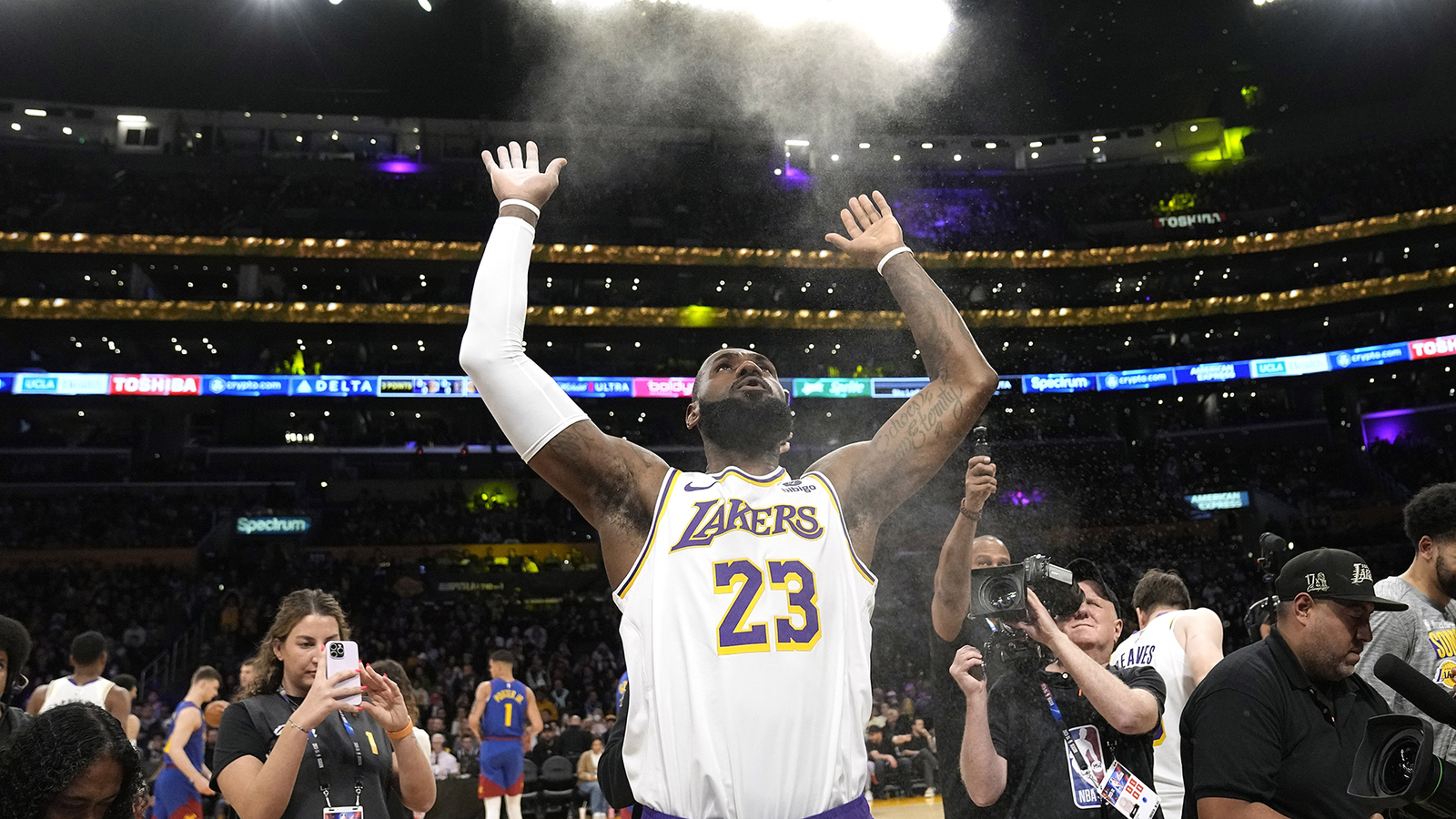 LeBron James headlines Team USA's 2024 Paris Olympics men's basketball ...