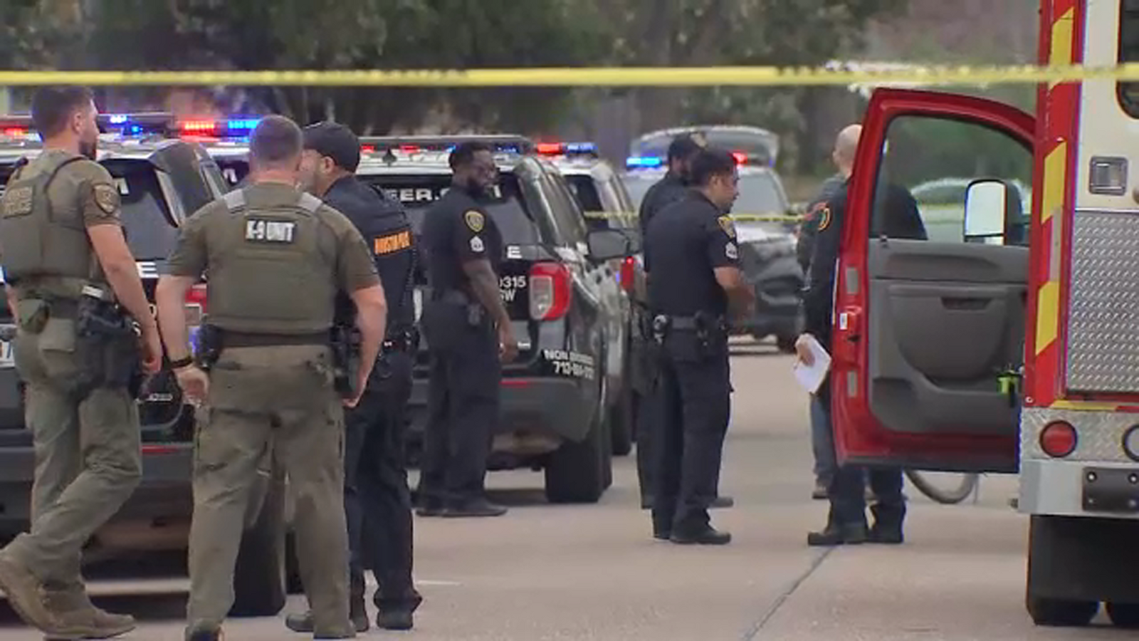 HPD responding to possible disturbance call in southwest Houston ...