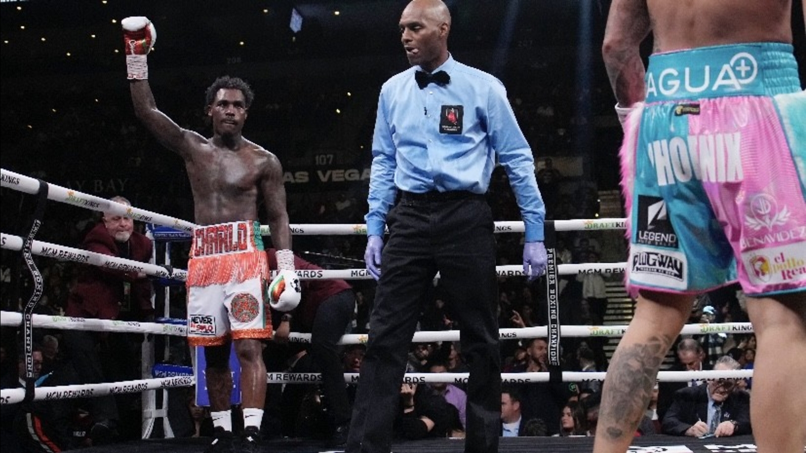 2024 boxing ring return: Potential fight options for Houston native ...