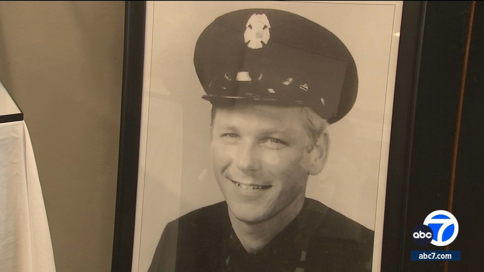 LAFD North Hollywood fire station offers tribute to firefighter killed ...