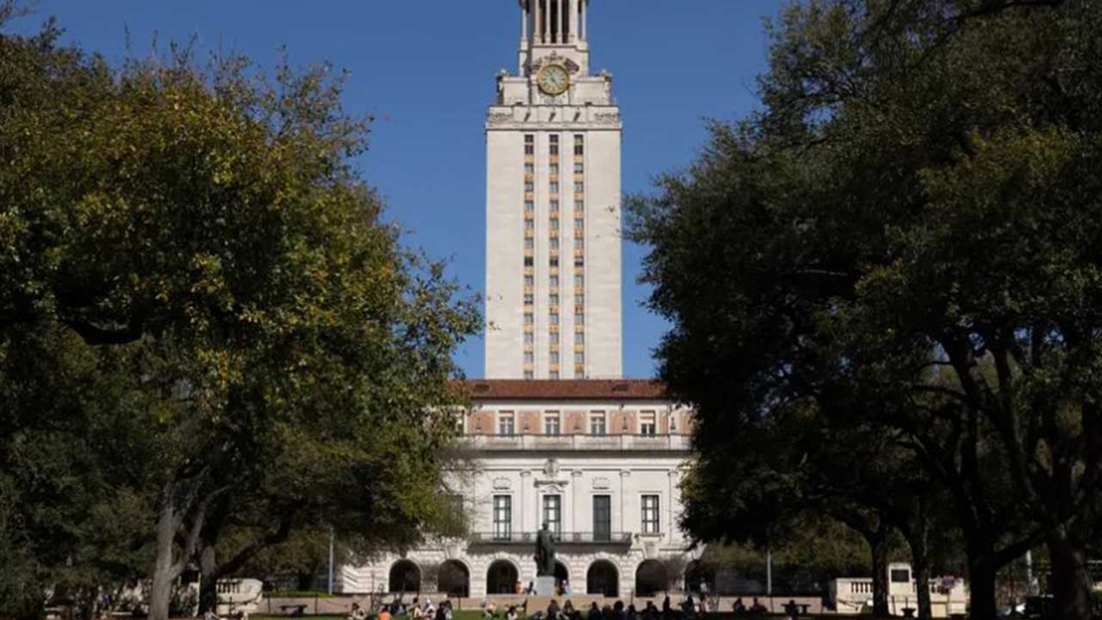 University of Texas at Austin will once again require applicants to ...