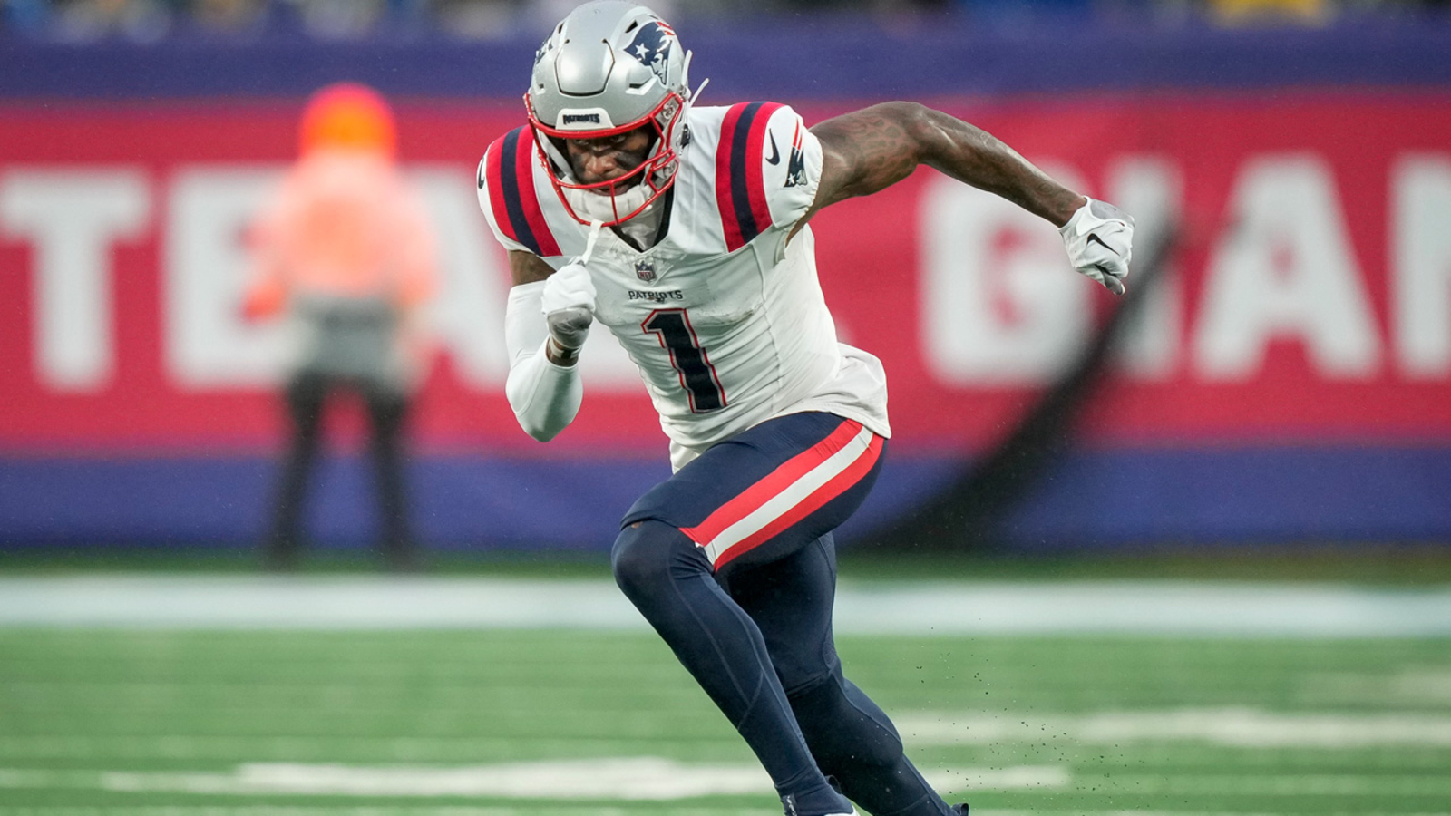 NFL Free Agency tracker: Philadelphia Eagles to sign ex-Patriots WR DeVante Parker to 1-year ...