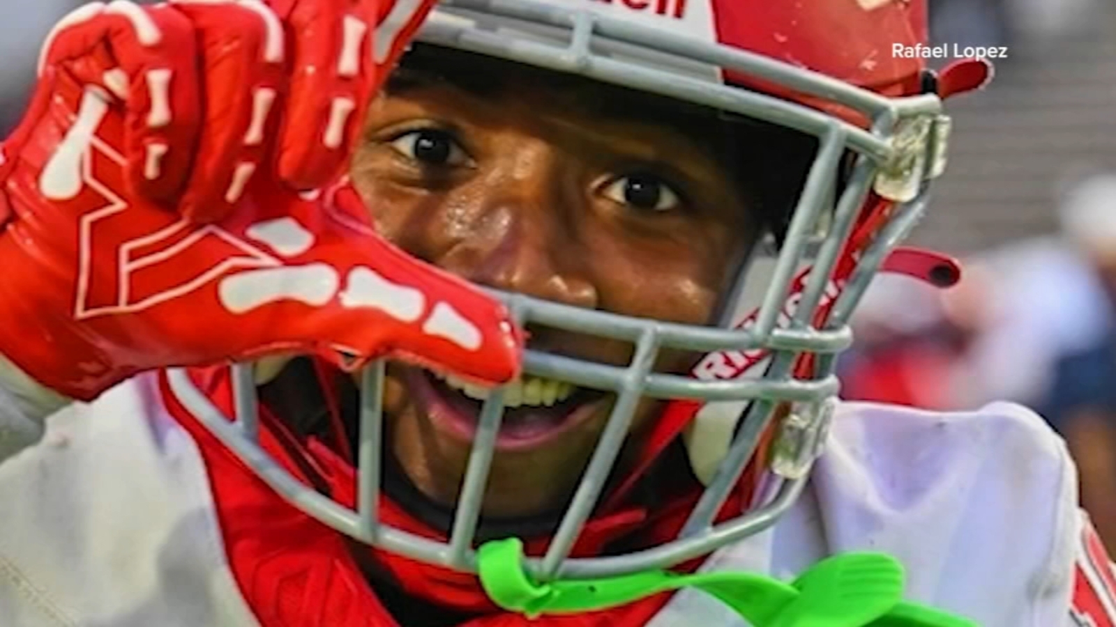 Jarvon Coles killed: North Shore HS football player's peers mourn his ...