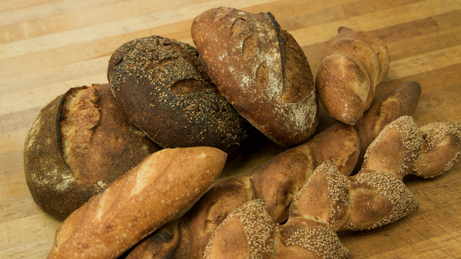 Small town bakery Nightingale Breads in Forestville, California is big on flavor - ABC30 Fresno