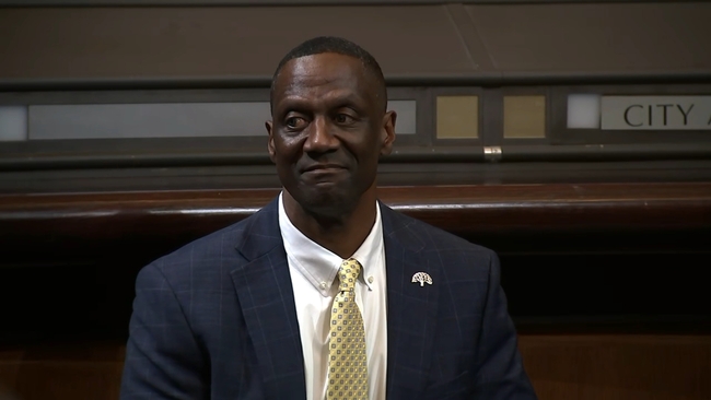 Oakland police chief: Floyd Mitchell, former Lubbock, Texas chief ...