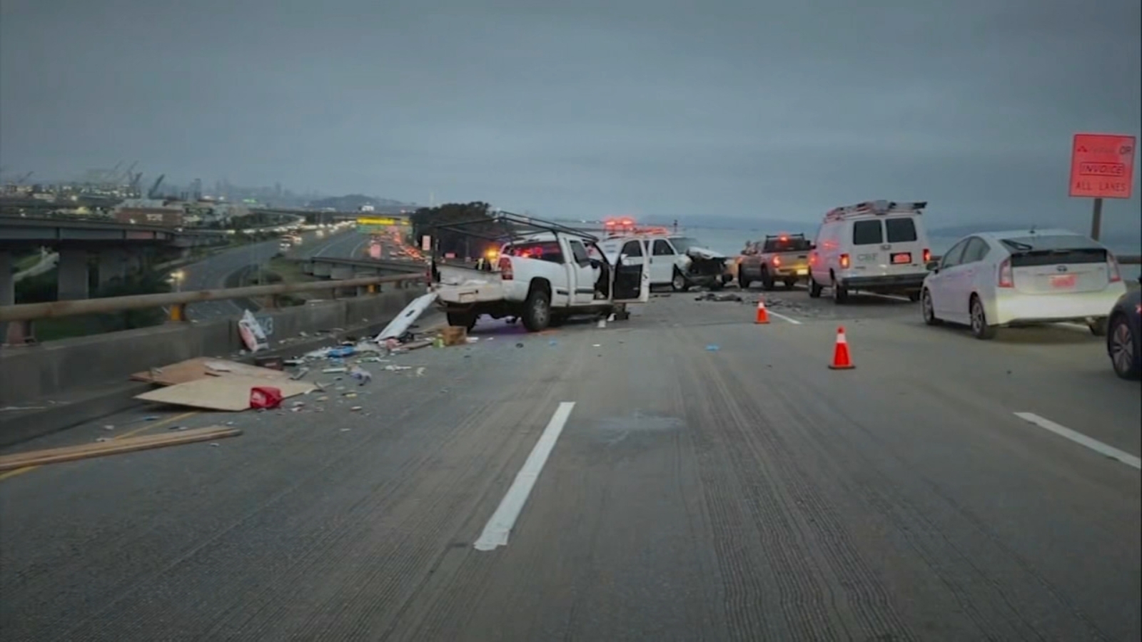 Murder charges filed in deadly I-580 crash following burglary: DA - ABC13 Houston