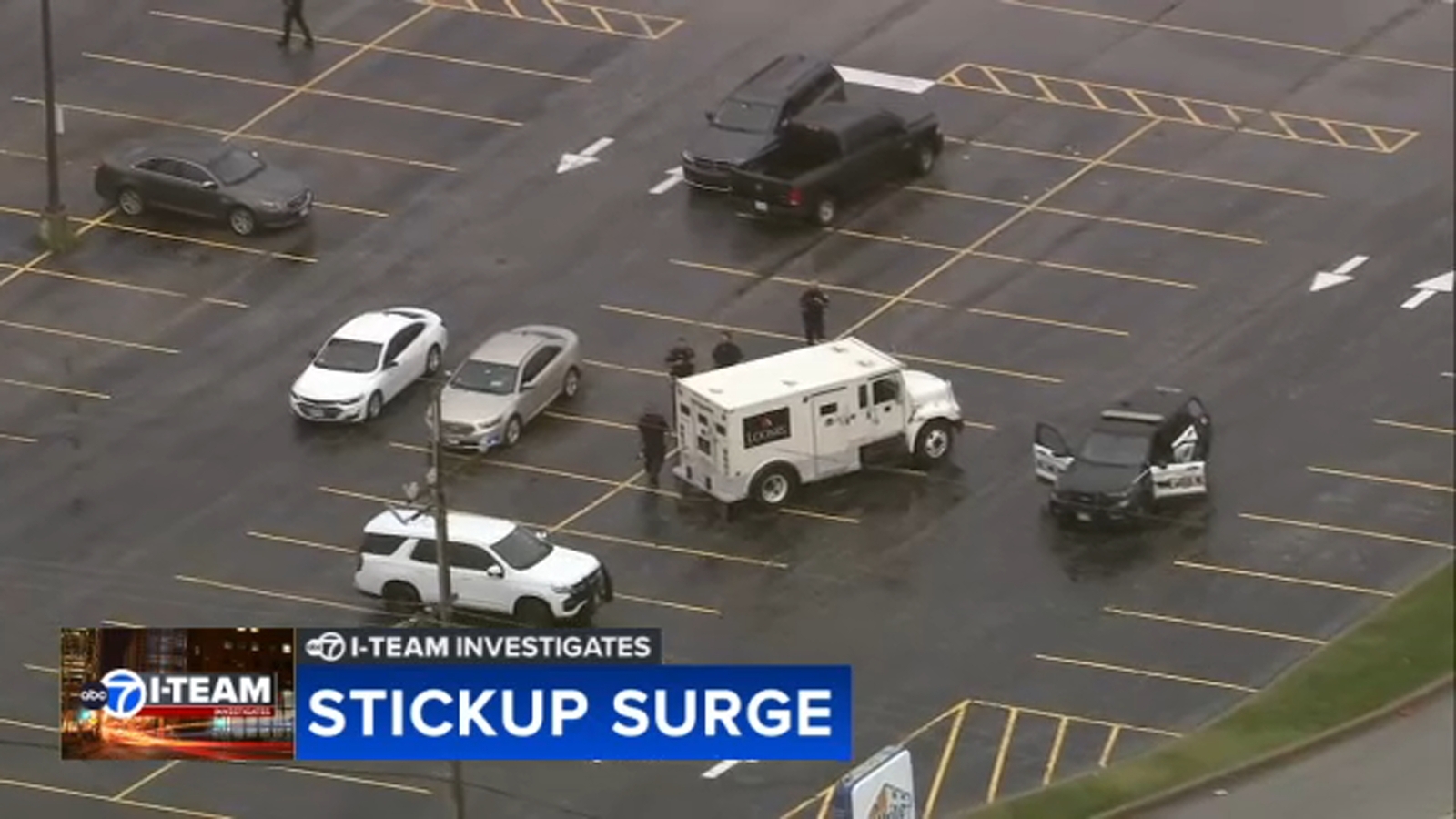 Armored car robberies surged in Chicago in 2023, FBI data show; agents ...