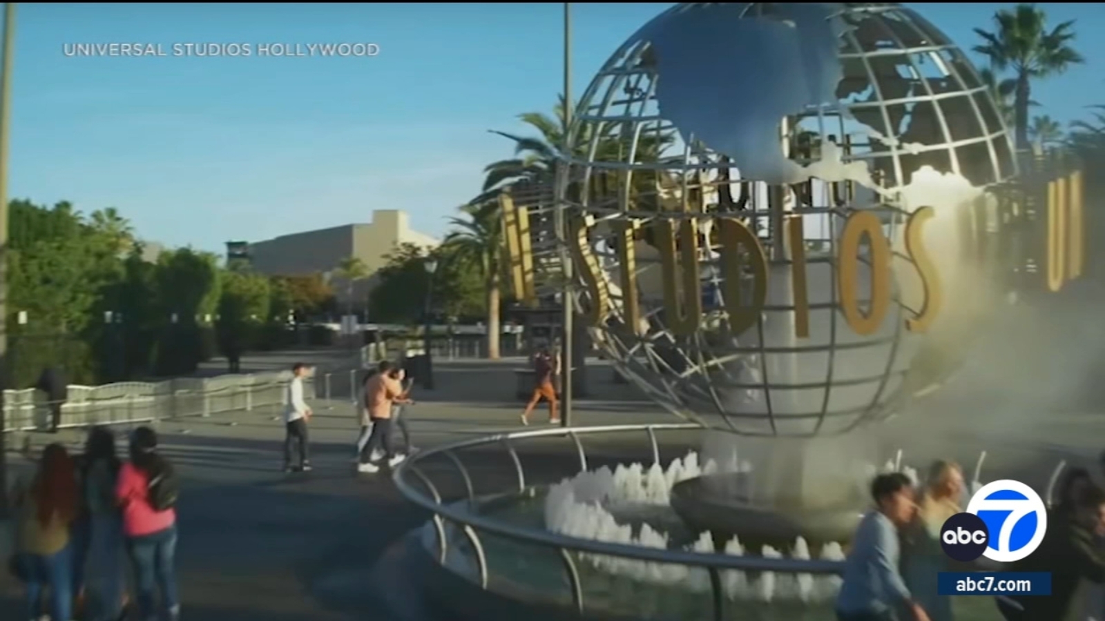 Universal Studios tram crash leaves 15 injured, authorities say - ABC7 ...