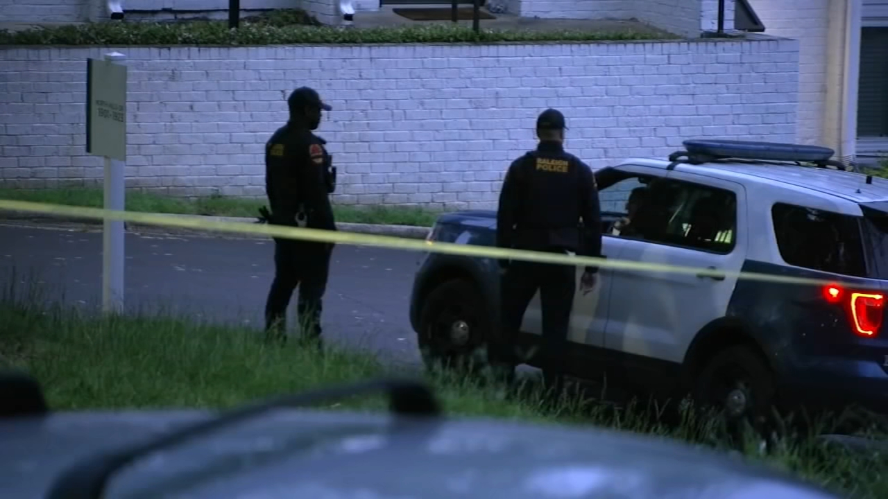 Kevin Seraphin dons 'Charlie' shirt - ABC11 Raleigh-Durham