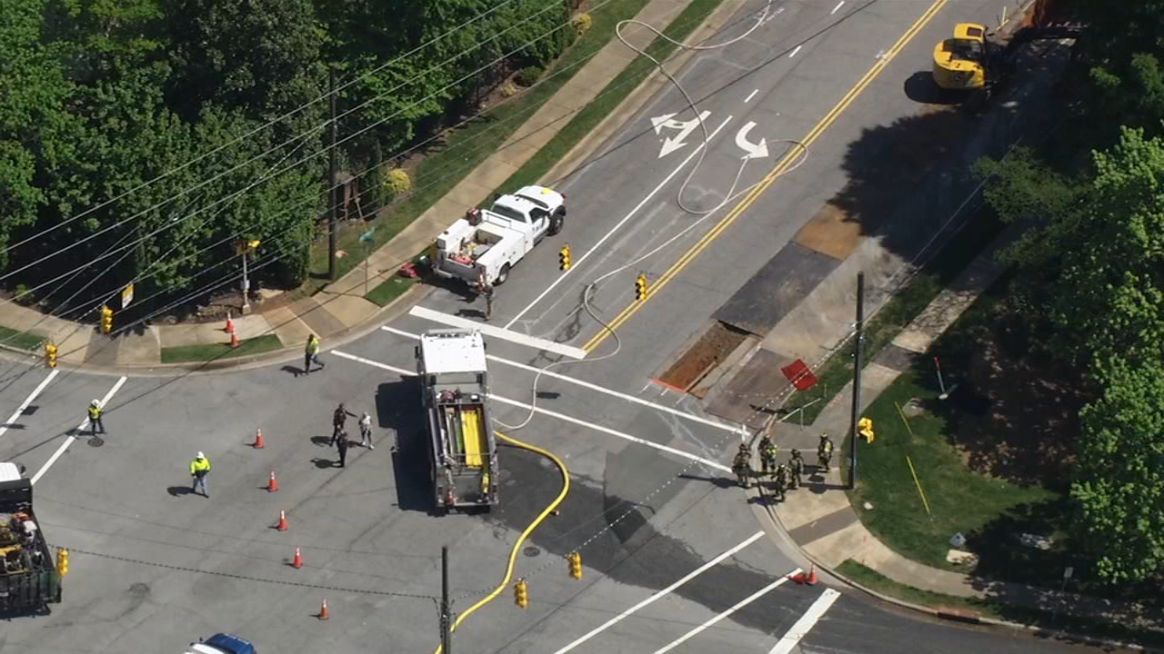 Kevin Seraphin dons 'Charlie' shirt - ABC11 Raleigh-Durham