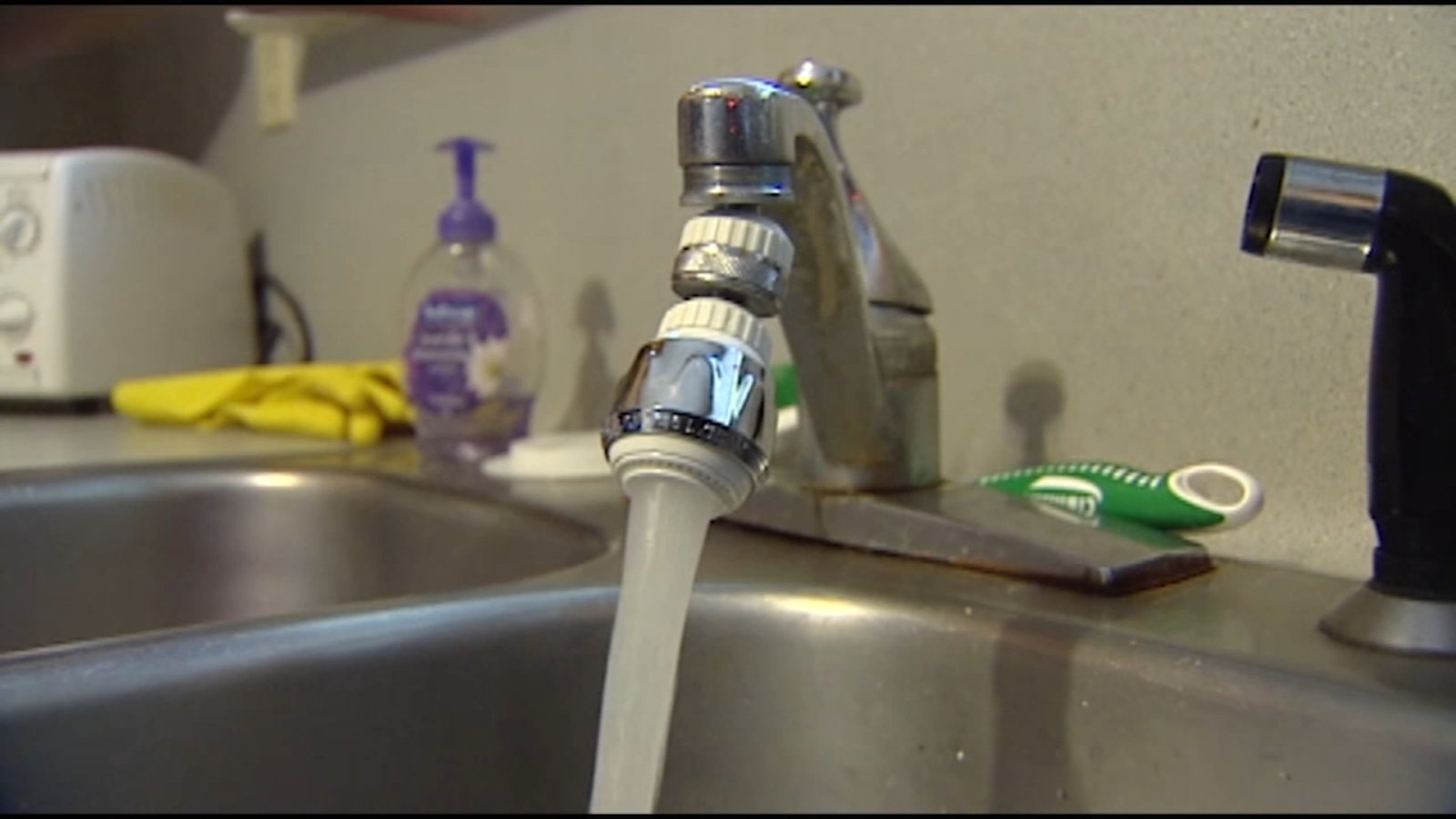 Houston Public Works plans to send a 'set rate' to water customers in ...