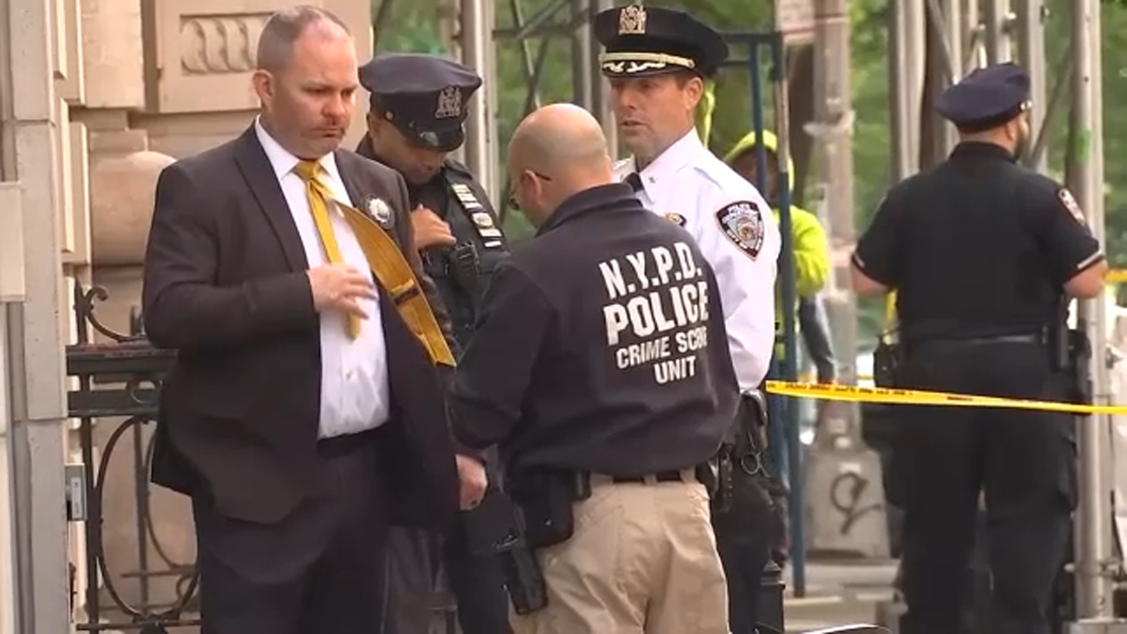 NYPD police shooting: Man critically injured after police shooting in ...
