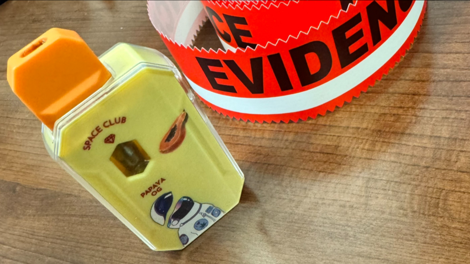 Father arrested for giving daughter weed, vapes to sell at school ...