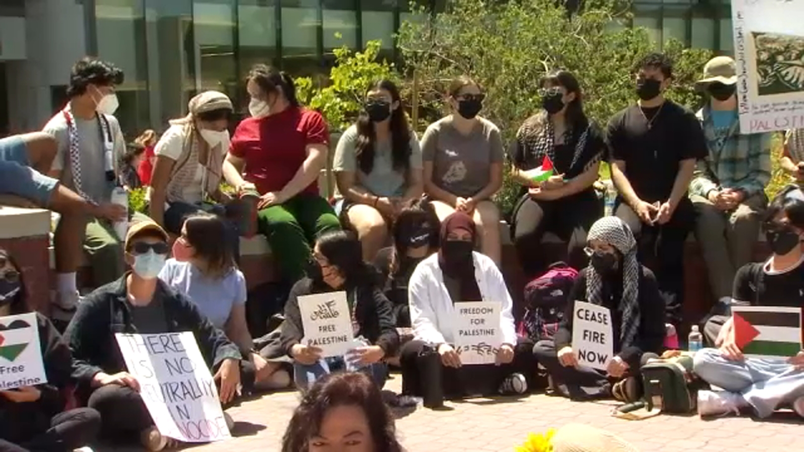 Fresno State students supporting Palestine stage sit-in protest - ABC30 ...
