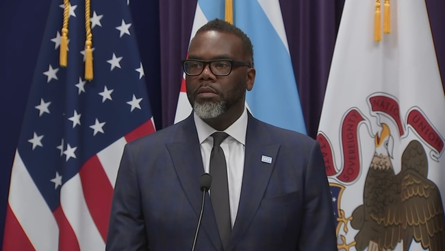 Chicago police Officer Luis Huesca shot 10 times, prosecutors say, as ...