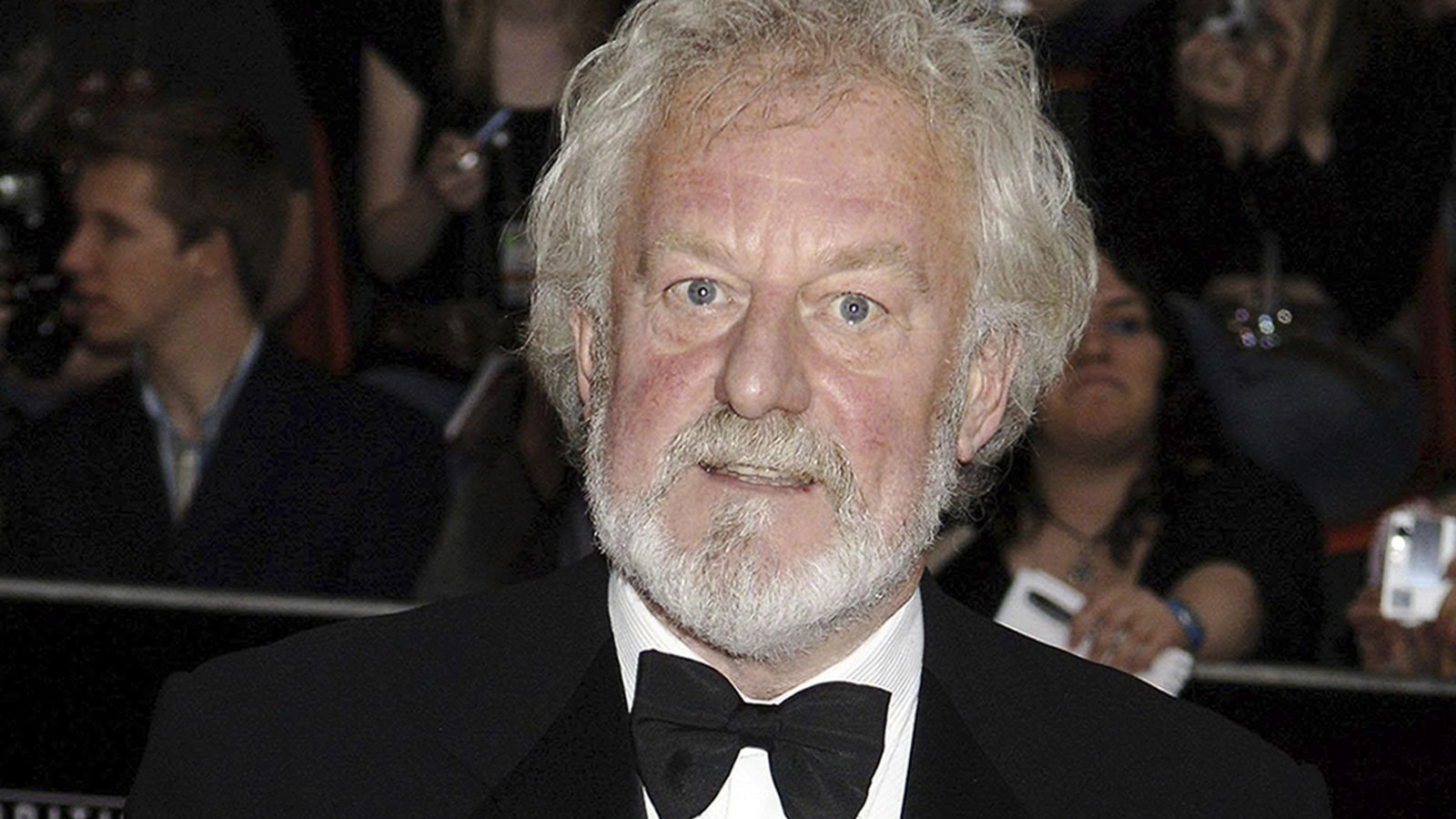 Bernard Hill dead at 79, actor known as the captain in 'Titanic' and 'Théoden' in 'Lord of the ...