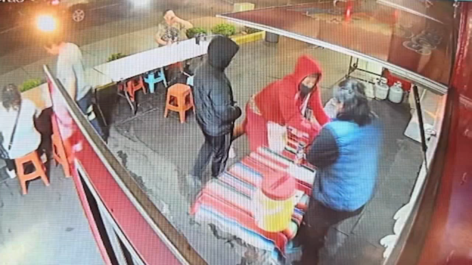 Vuelven a robar un camión de tacos familiar en Long Beach y golpean a ...