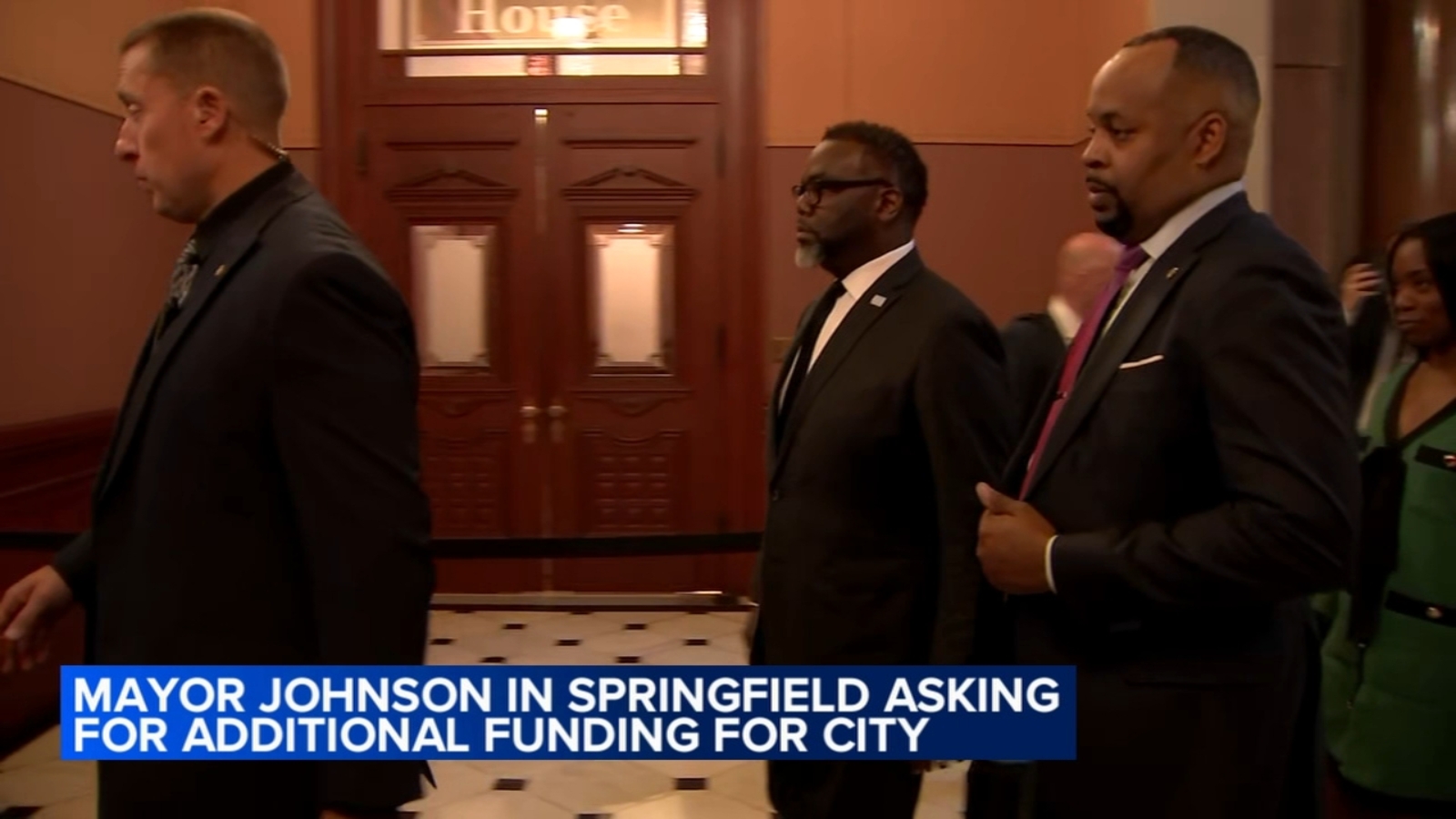 Chicago Mayor Brandon Johnson travels to Springfield, Illinois to fight ...