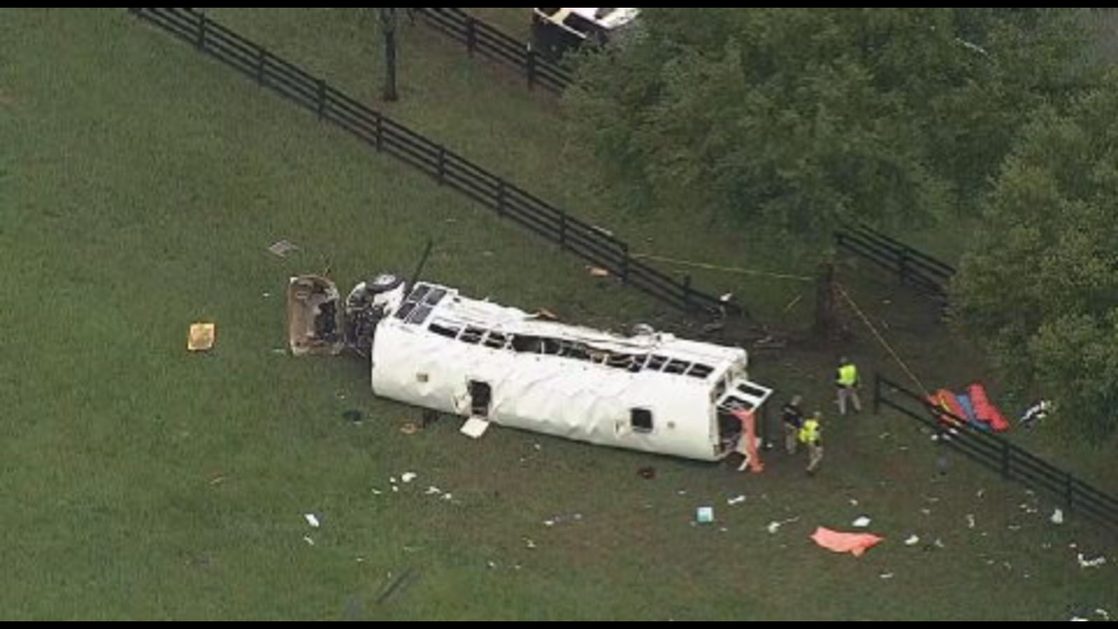 Florida bus crash: 8 dead, 45 injured after collision in Marion County, officials say - ABC7 Chicago