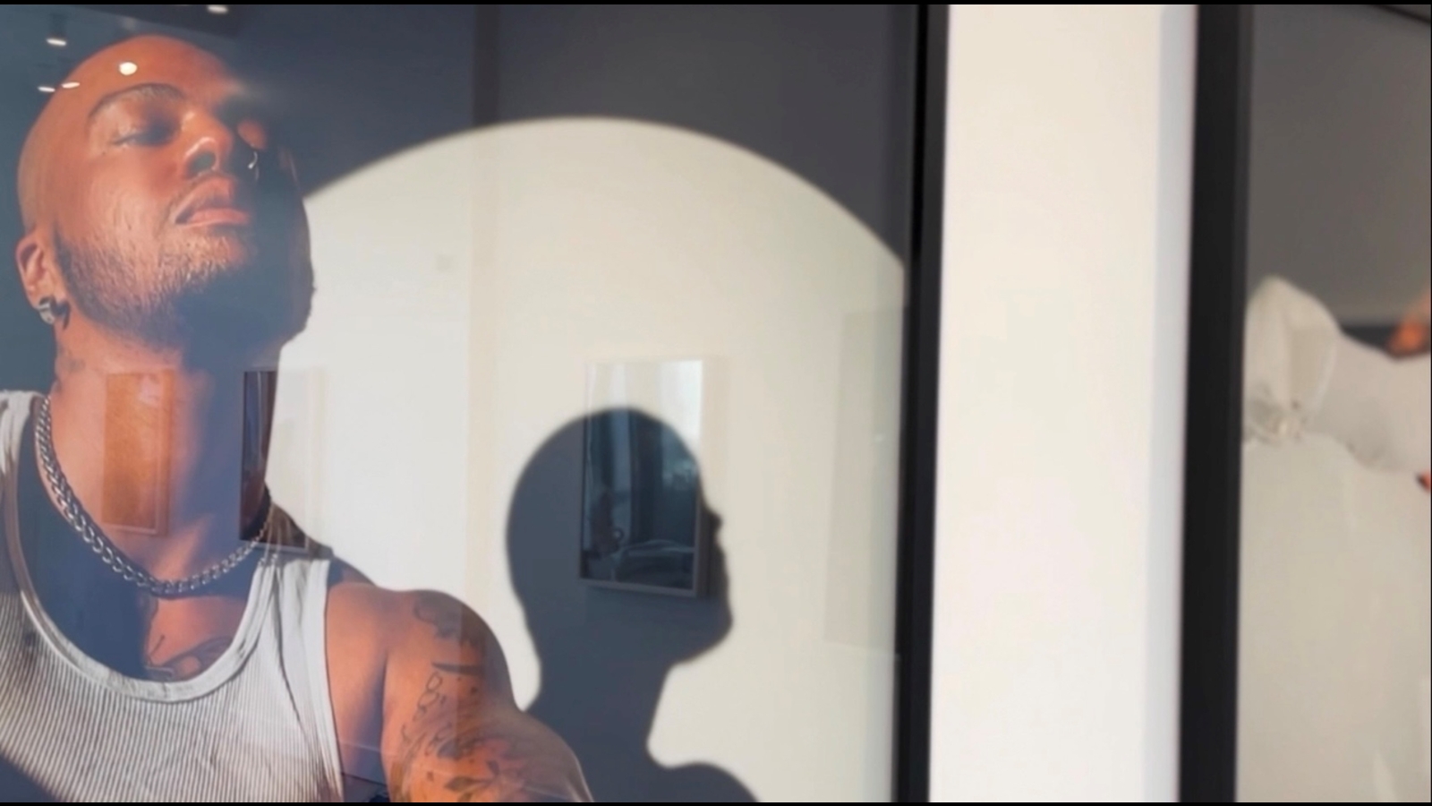 Residency Art Gallery first L.A. solo show for Texas Isaiah - ABC7 Los ...