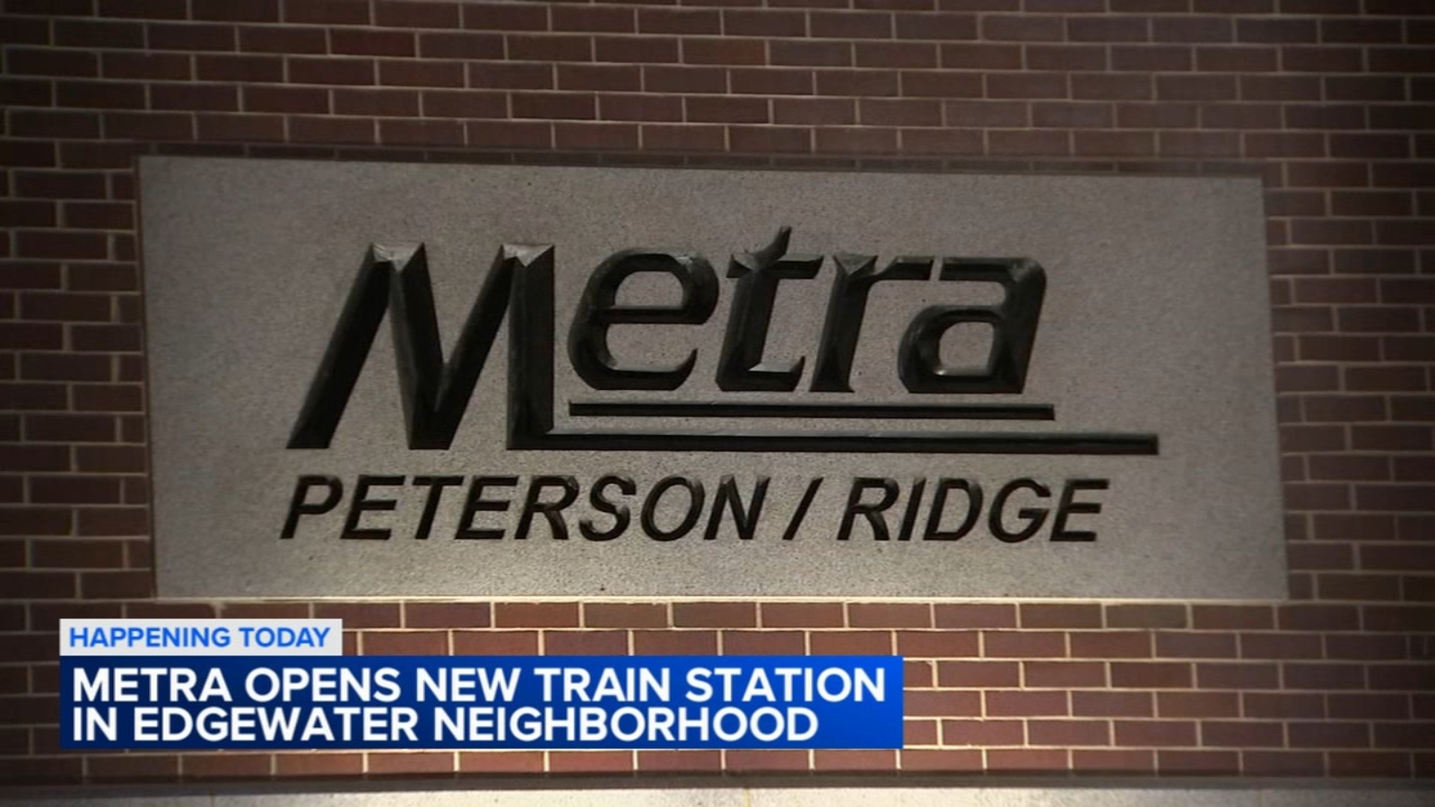 New Peterson/Ridge Metra station Metra station on UP North Line opens ...