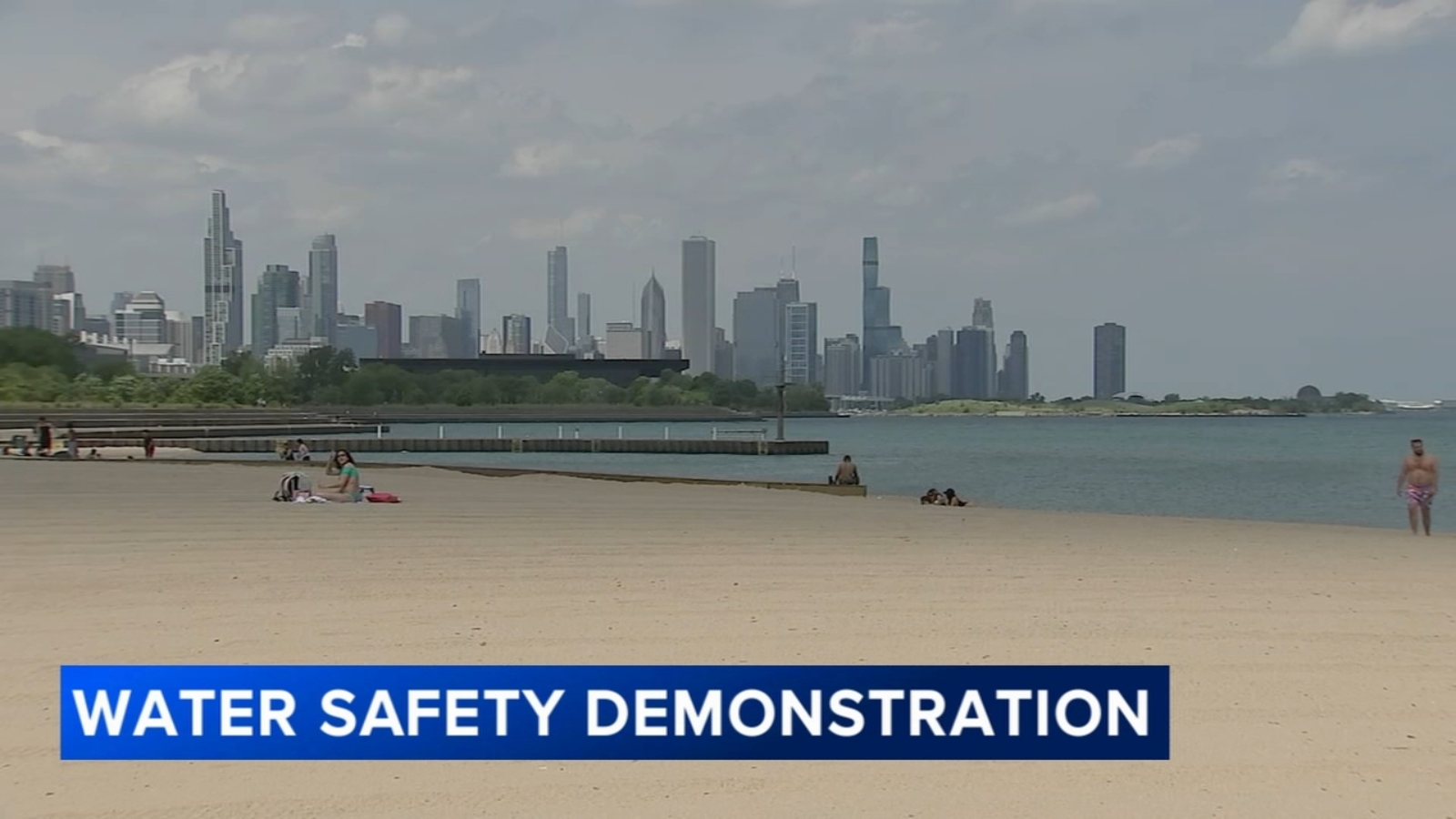 Chicago Fire Department hosts water rescue demonstration at Navy Pier ...