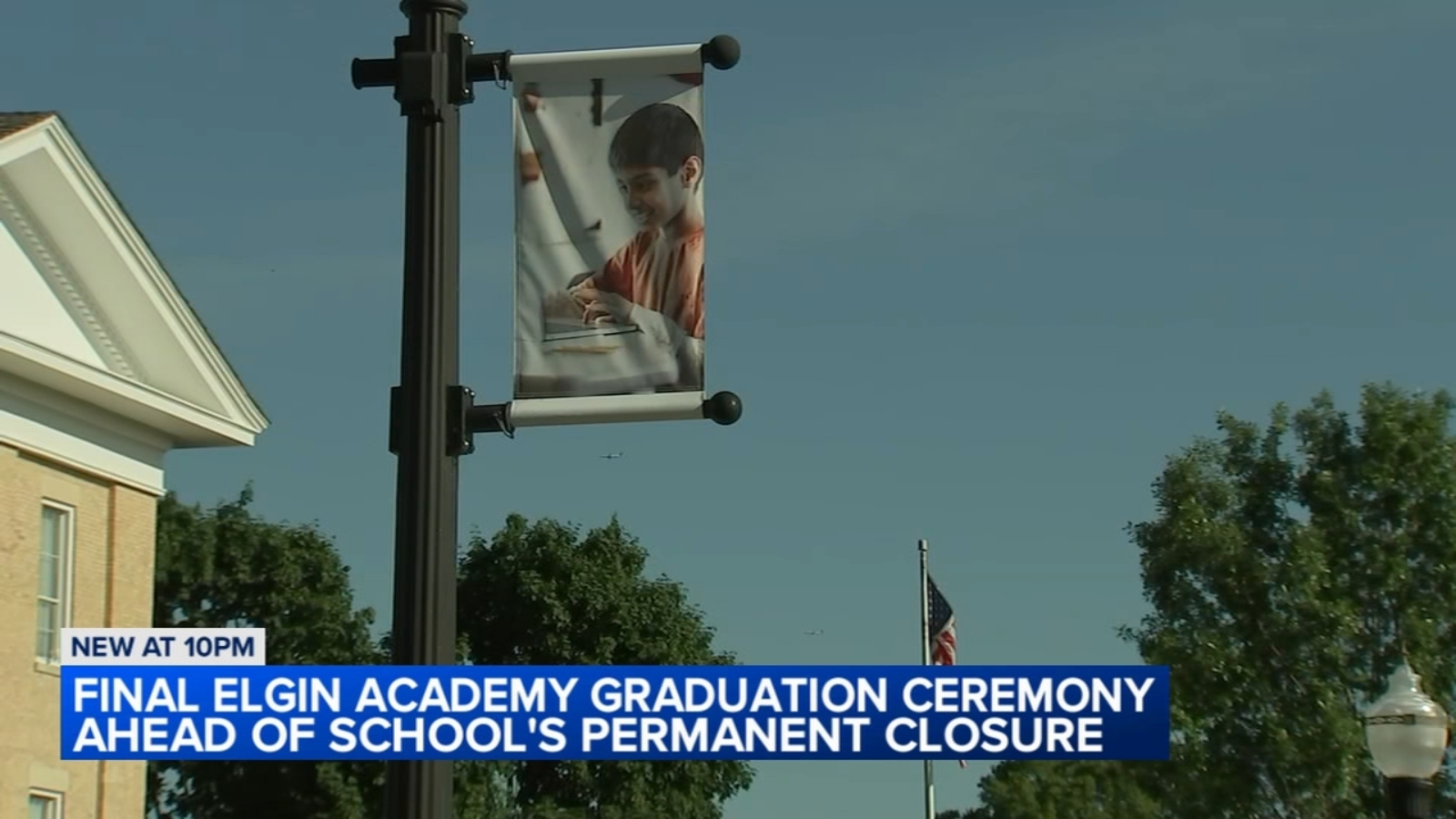 Elgin Academy holds final 8th grade graduation ceremony as school ...