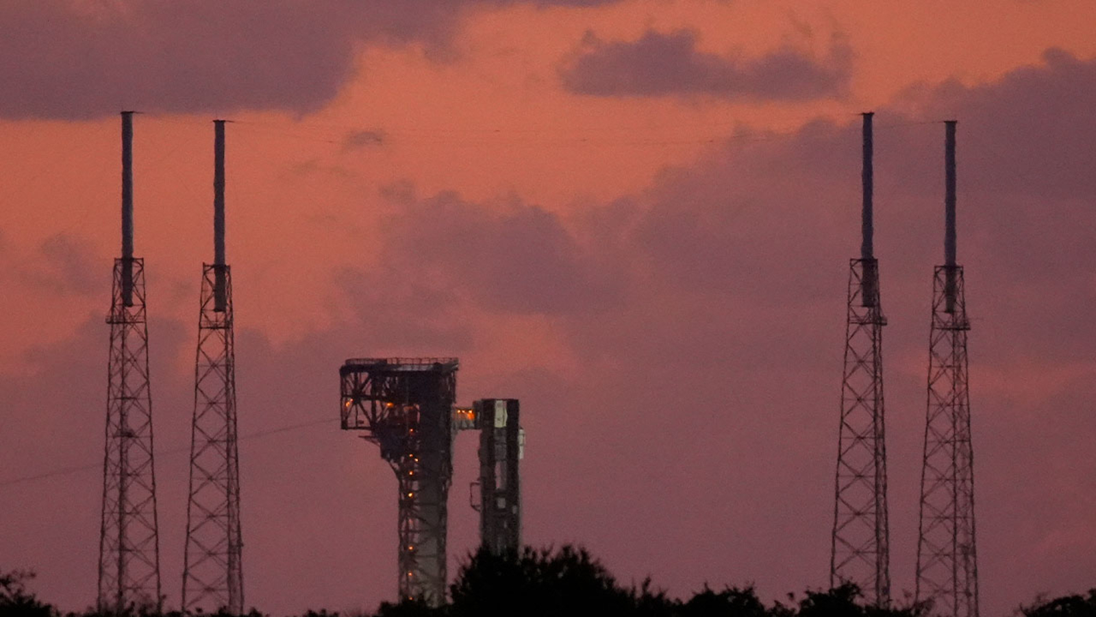 NASA expecting to launch Boeing's new space capsule, the Starliner at ...