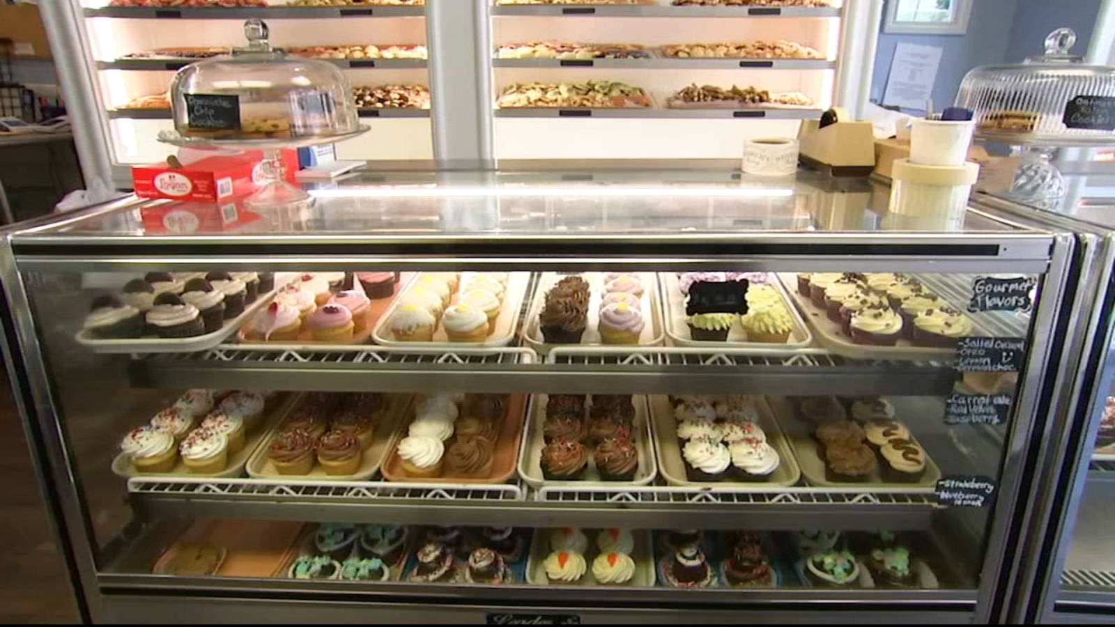 Art of Aging: Family-owned Weinrich's Bakery in Willow Grove ...