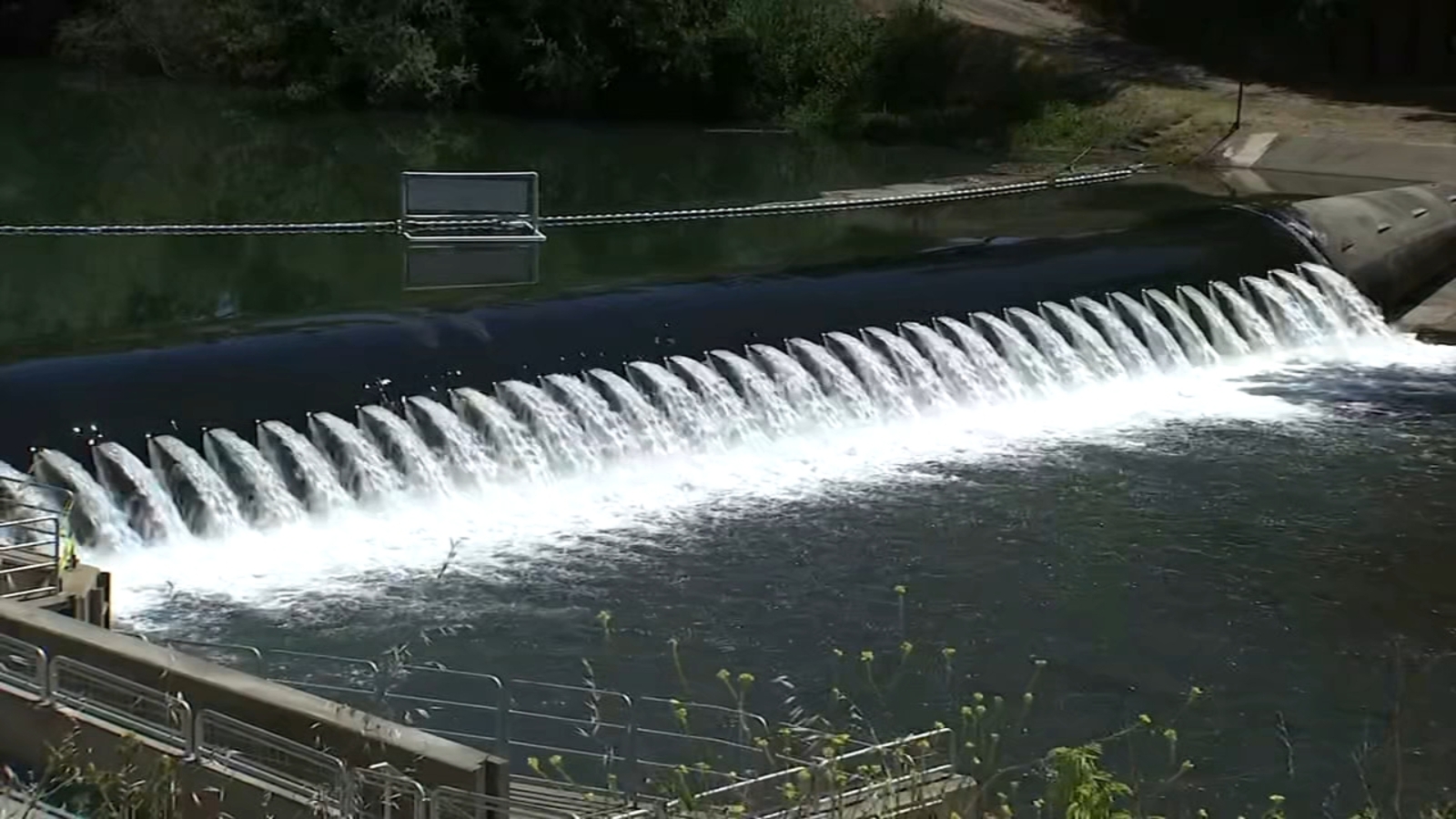 Rubber dam inflated on Russian River to meet summertime water demand in ...
