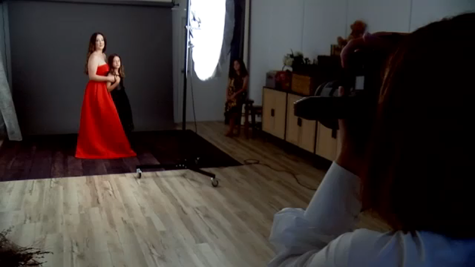 Fresno photographer wants to turn family photos into piece of art ...