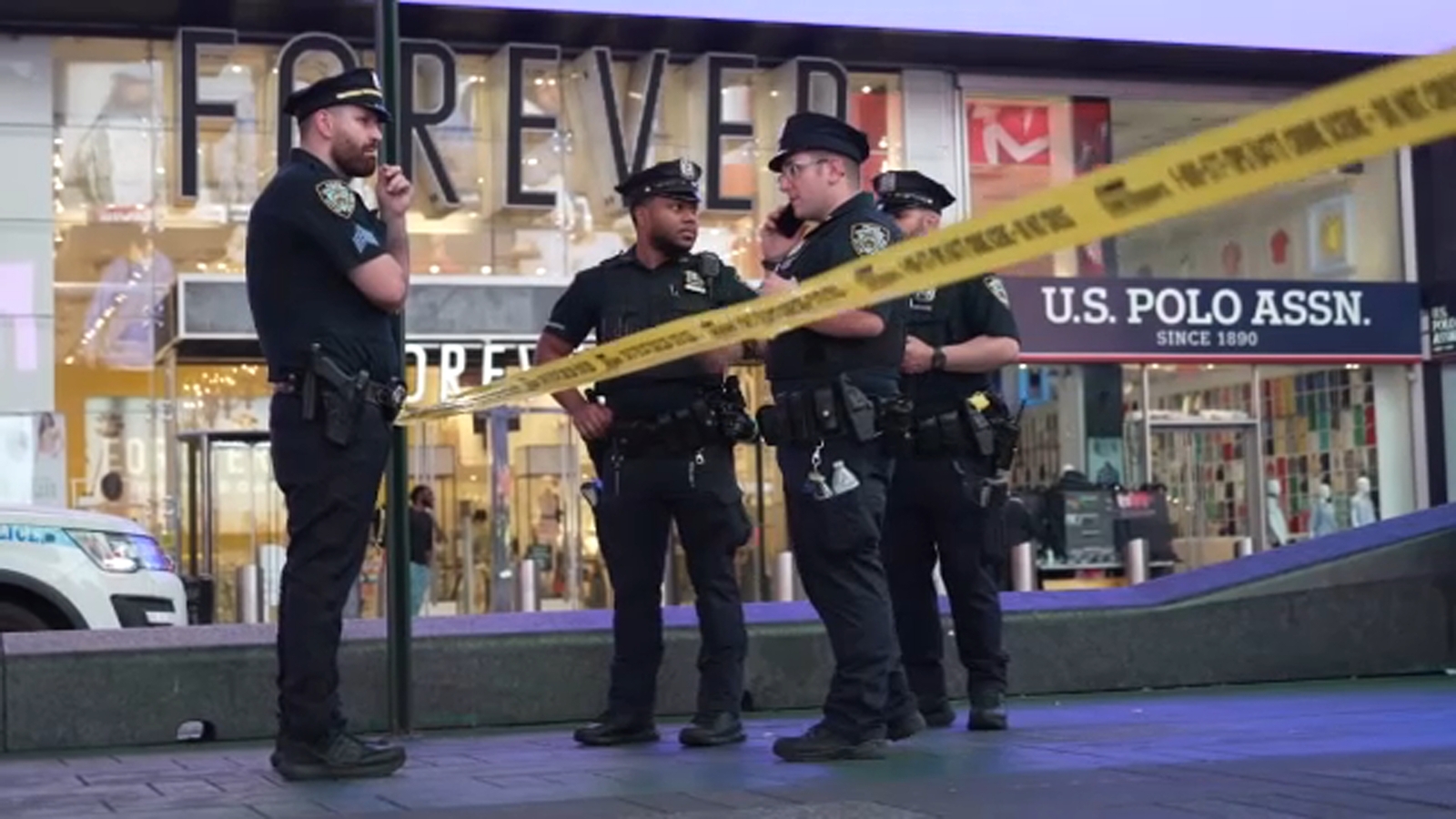 NYC Crime: Man stabbed in chest in Times Square; suspect in custody ...